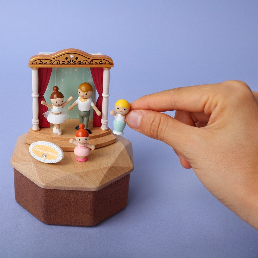 Wooderful Life Music Box DIY Session (5 Years Old & Above) – BYKidO